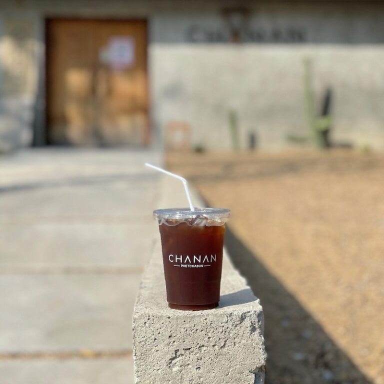 14 คาเฟ่เพชรบูรณ์ 2024 คาเฟ่เปิดใหม่ ร้านกาแฟวิวสวย - GangTravel