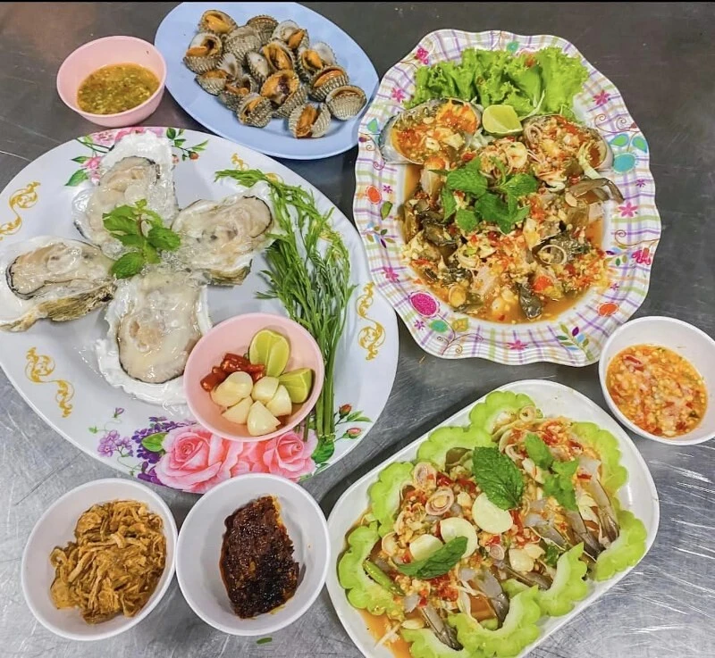 14 ร้านอาหารพระราม 3 2567 บรรยากาศดี ริมน้ำ ร้านอาหารน่านั่งกลางวัน กลางคืน